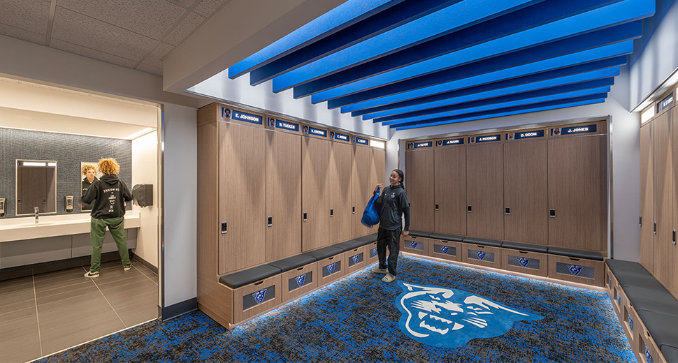 FROM THE DOOR TO THE FLOOR - SLAM